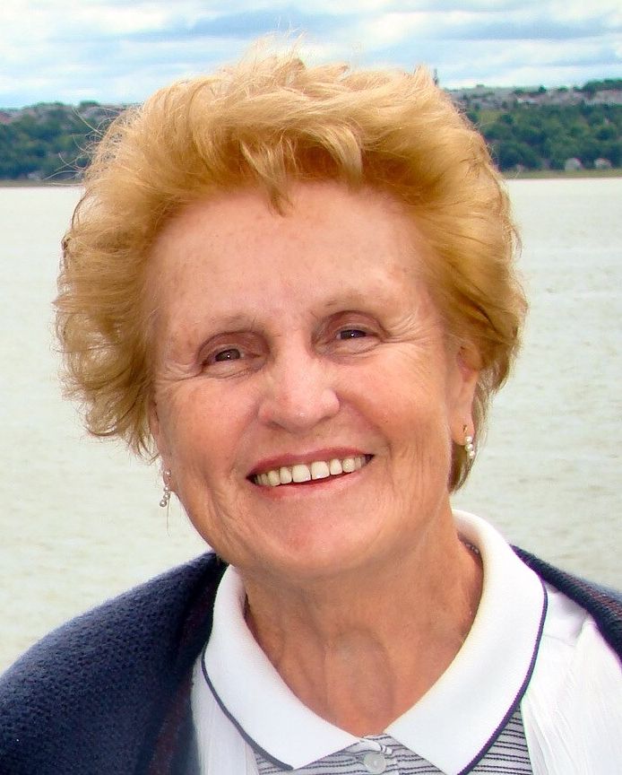 Jeannine Roy Lachance - Avis de décès | Coopérative funéraire des Deux ...