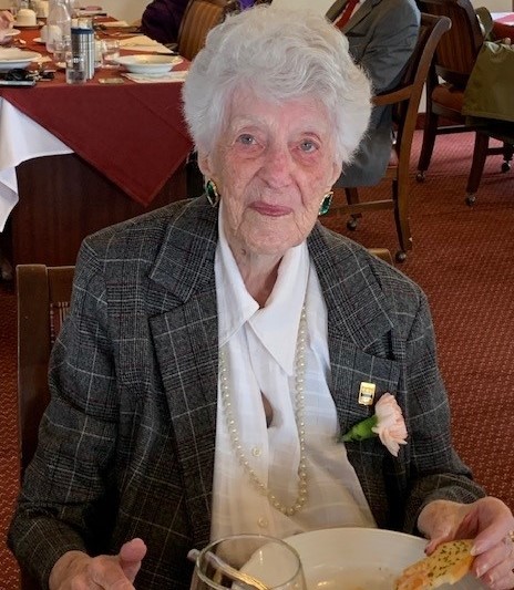 Patricia Burns - Avis de décès | Coopérative funéraire des Deux Rives