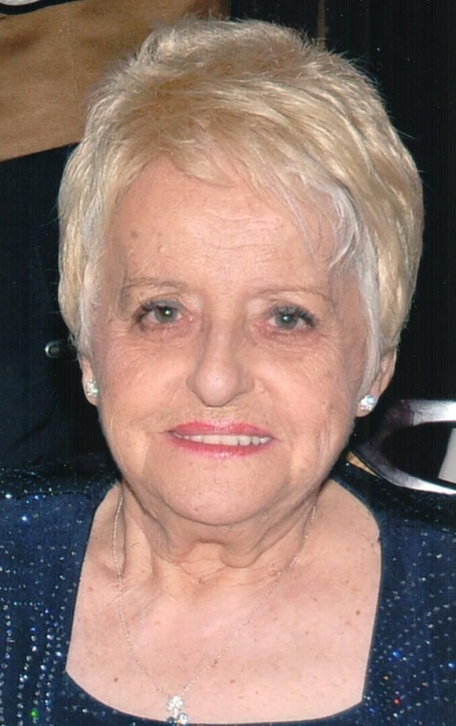 Nicole Simard - Avis de décès | Coopérative funéraire des Deux Rives